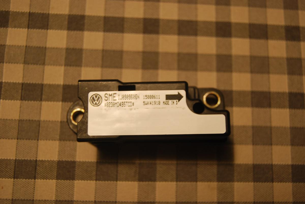 airbag sensor - Electronica - VW Passat . nl :: Volkswagen Passat Club ...