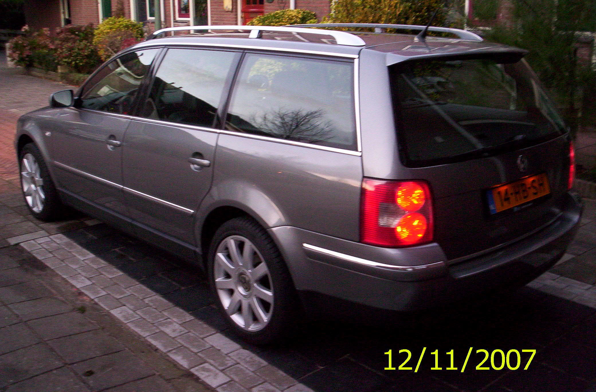 Passat met oude model RS4 velgen - Styling - VW Passat . nl ...